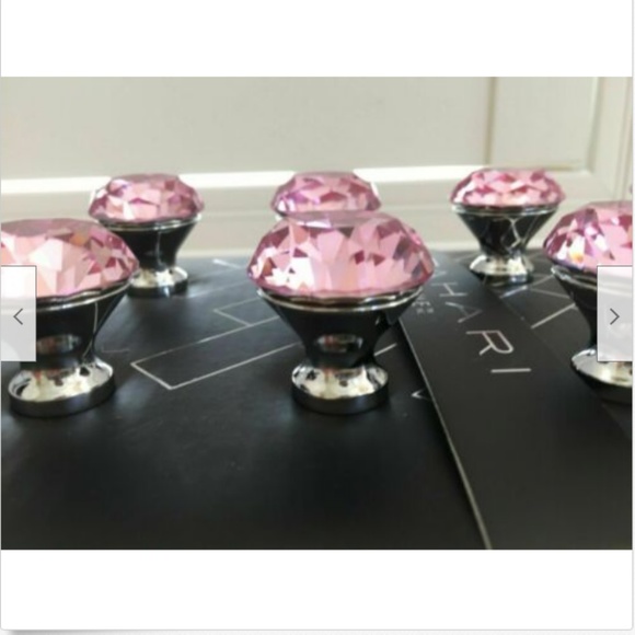 Tahari | Other | Tahari Home Set Of 8 Drawer Knobs | Poshmark